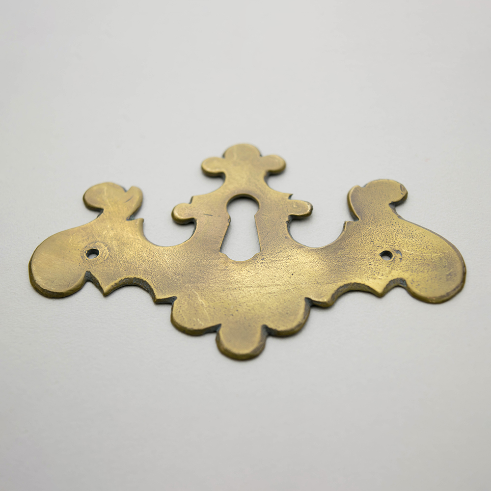 2-1/4″ LD-CH-102 Chippendale Escutcheon – Horton Brasses